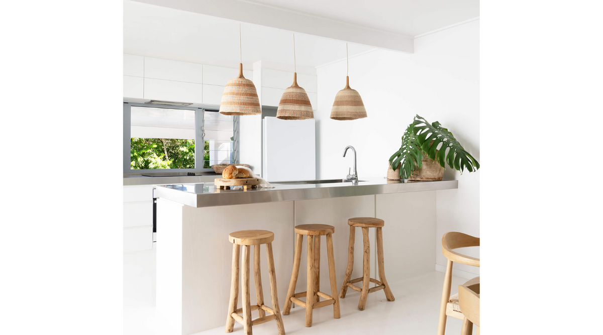 How Do I Hang Pendant Lights Over My Kitchen Island Bench? - Her Hands